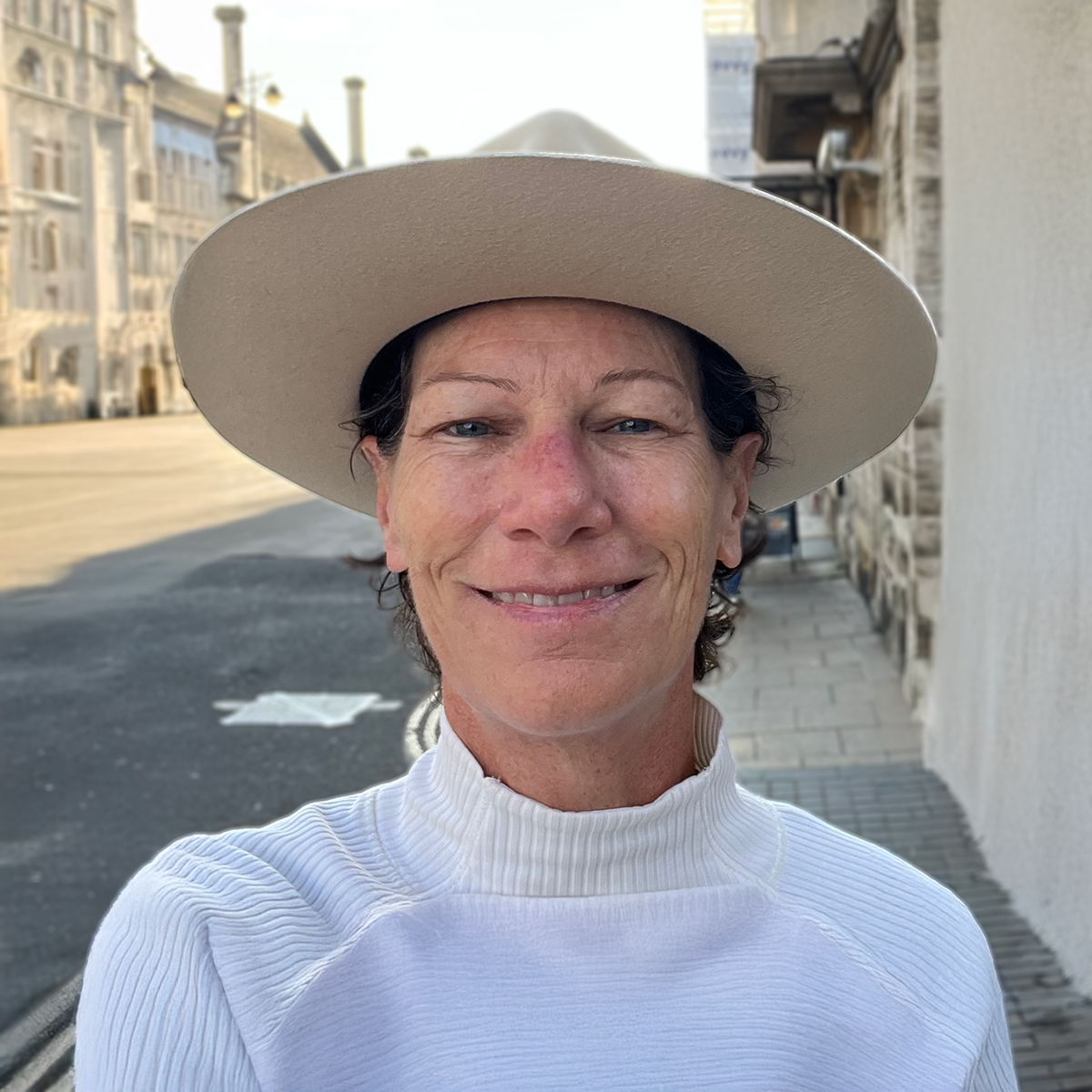 Addicted to Speed & Busyness, with Dr. Wendy Harris – Compassionate Inquiry